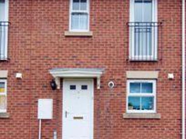 4 Bedrooms End terrace house for rent in Casson Drive, Stapleton, Bristol, Avon BS16