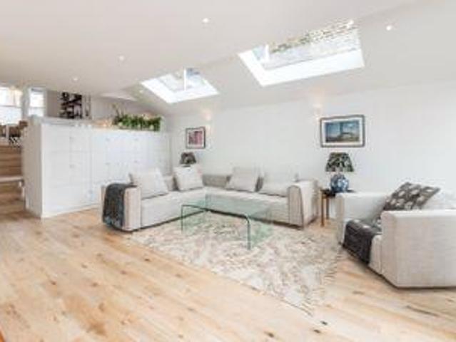 4 Bedrooms End terrace house for rent in Gillespie Road, London N5