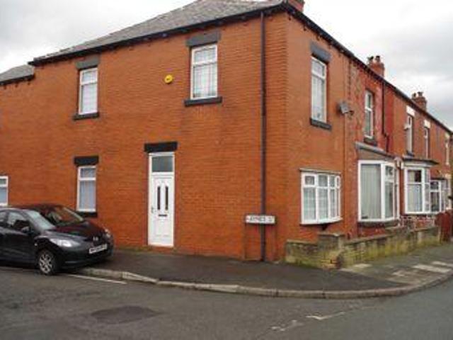 4 Bedrooms End terrace house for rent in Haynes Street, Bolton BL3