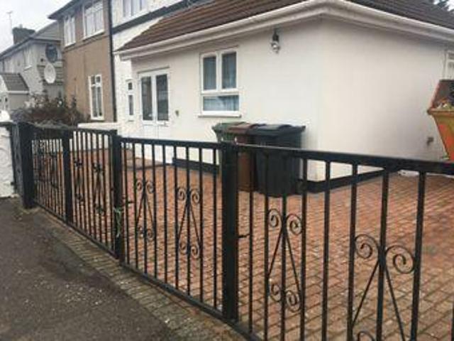 4 Bedrooms End terrace house for rent in Urswick Road, Dagenham RM9