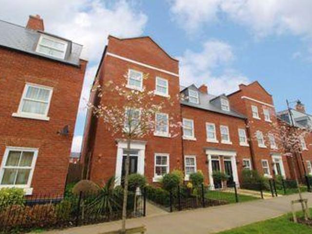 4 Bedrooms End terrace house for sale in Anglia Way, Great Denham MK40