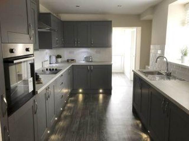 4 Bedrooms End terrace house for sale in Cairo Street, Tonypandy CF40