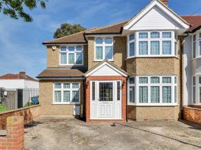 4 Bedrooms End terrace house for sale in Fairway Avenue, London NW9