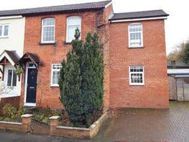 4 Bedrooms End terrace house for sale in Holly Road, Farnborough, Hampshire GU14
