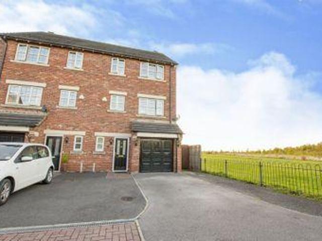 4 Bedrooms End terrace house for sale in Pickard Drive, Sheffield S13