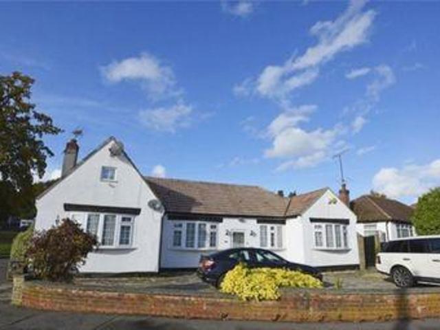 4 Bedrooms End terrace house for sale in Richmond Gardens, Harrow, Middlesex HA3, UK