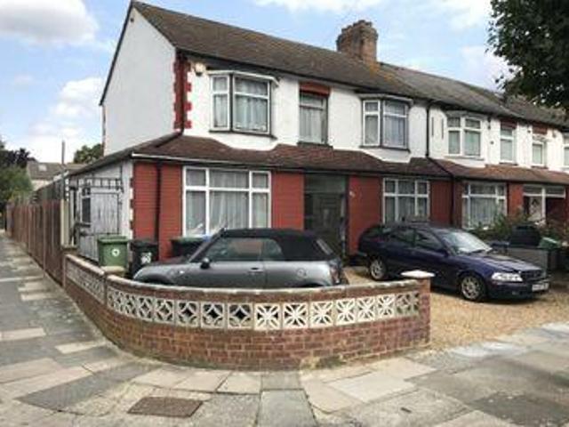 4 Bedrooms End terrace house for sale in Southfield Road, Enfield EN3