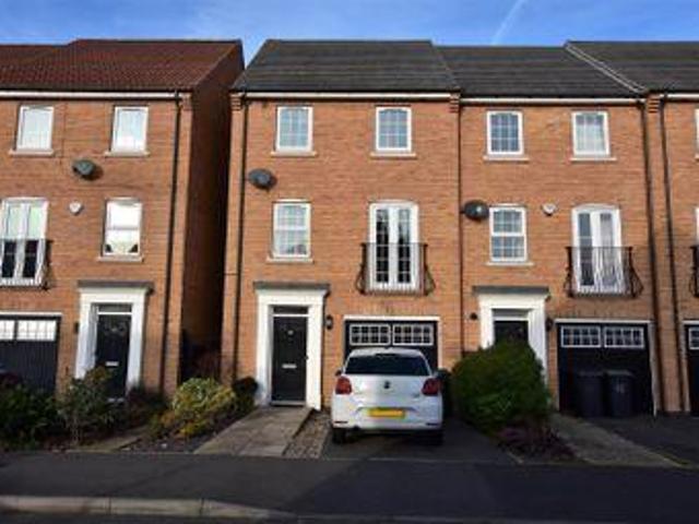 4 Bedrooms End terrace house for sale in Wharton Crescent, Beeston, Nottingham NG9