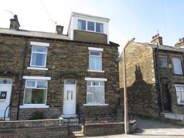 4 Bedrooms End terrace house for sale in Woodhall Avenue, Thornbury, Bradford BD3