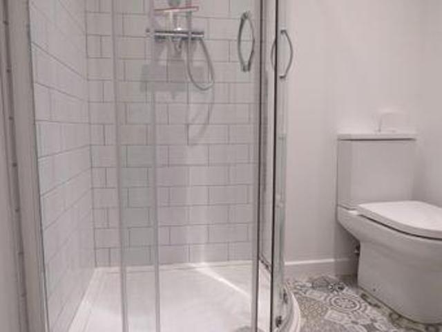 4 Bedrooms Flat for rent in Cotham Gardens, Bristol BS6