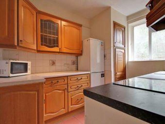 4 Bedrooms Flat for rent in County Street, London Bridge SE1