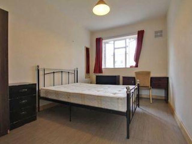 4 Bedrooms Flat for rent in County Street, London Bridge SE1