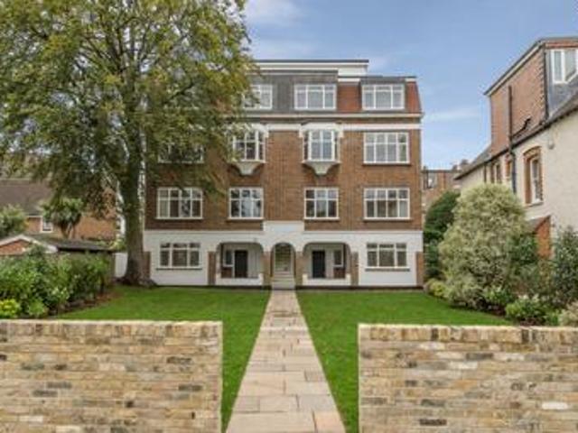 4 Bedrooms Flat for rent in Courthope Road, London SW19