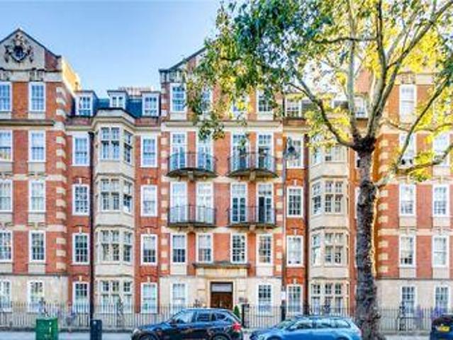 4 Bedrooms Flat for rent in Coleherne Court, Old Brompton Road, London SW5