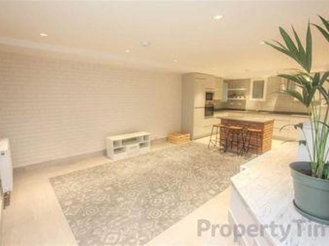 4 Bedrooms Flat for rent in Camden Park Road, Camden, London NW1