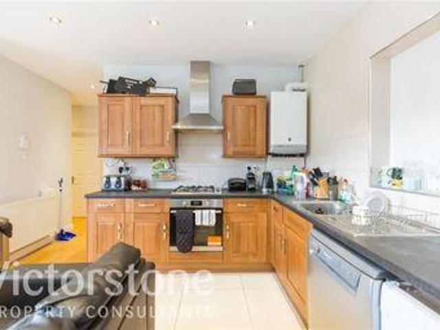 4 Bedrooms Flat for rent in Camden Road, Camden, London N7