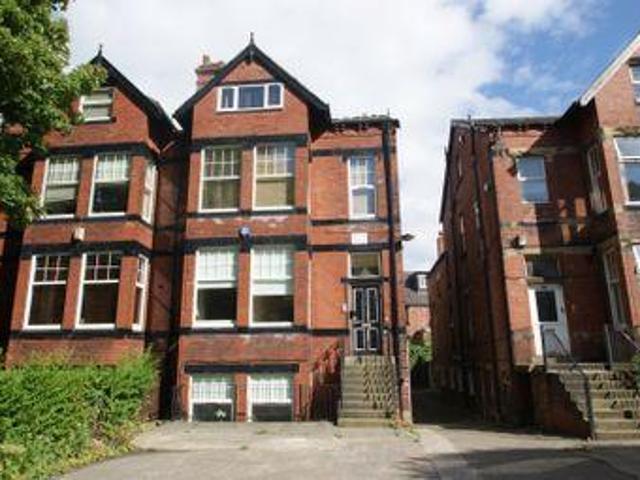 4 Bedrooms Flat for rent in Cardigan Road, Hyde Park, Leeds LS6
