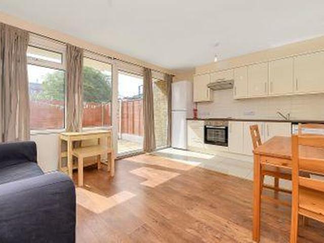 4 Bedrooms Flat for rent in Churchward Gardens, Kennington SE17