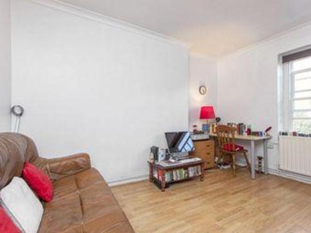 4 Bedrooms Flat for rent in Chalton Street, Euston NW1