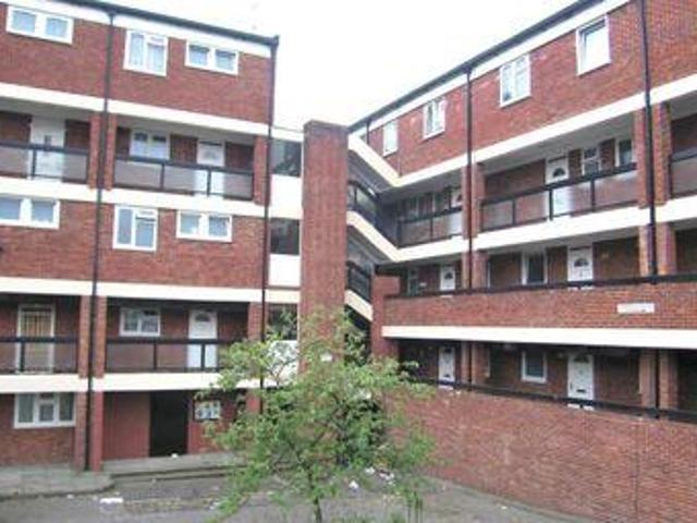 4 Bedrooms Flat for rent in Cheadle House Copenhagen Place, London E14