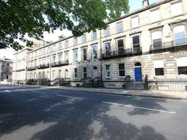 4 Bedrooms Flat for rent in Chester Street, Edinburgh EH3