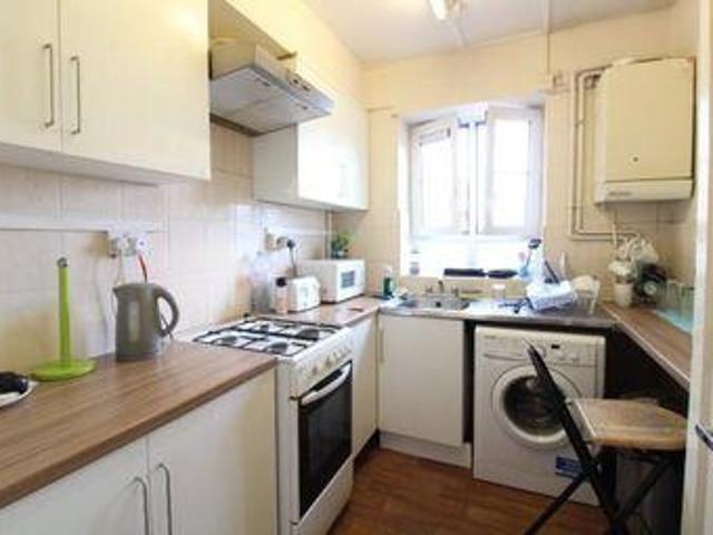 4 Bedrooms Flat for rent in Clarence Way, Camden NW1