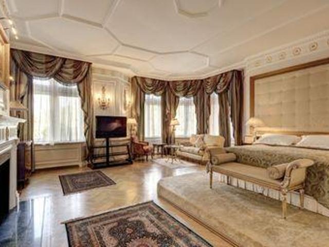 4 Bedrooms Flat for rent in Cumberland House, Kensington Road W8