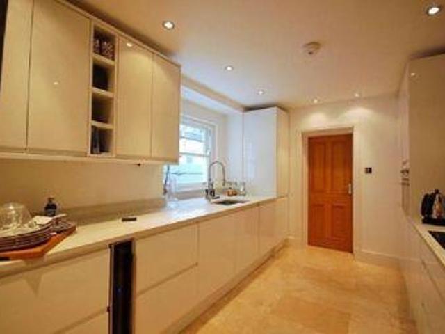 4 Bedrooms Flat for rent in Alie Street, London E1