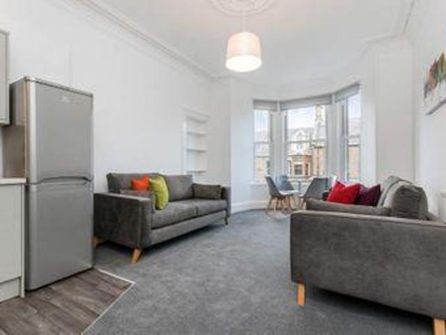 4 Bedrooms Flat for rent in Ashley Terrace, Shandon, Edinburgh EH11
