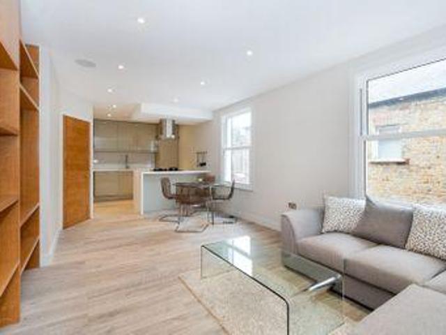 4 Bedrooms Flat for rent in Avarn Road, London SW17