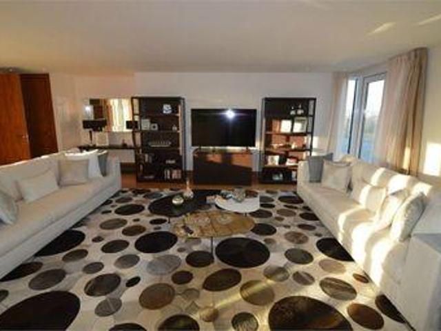 4 Bedrooms Flat for rent in Baker Street, Marylebone, London NW1