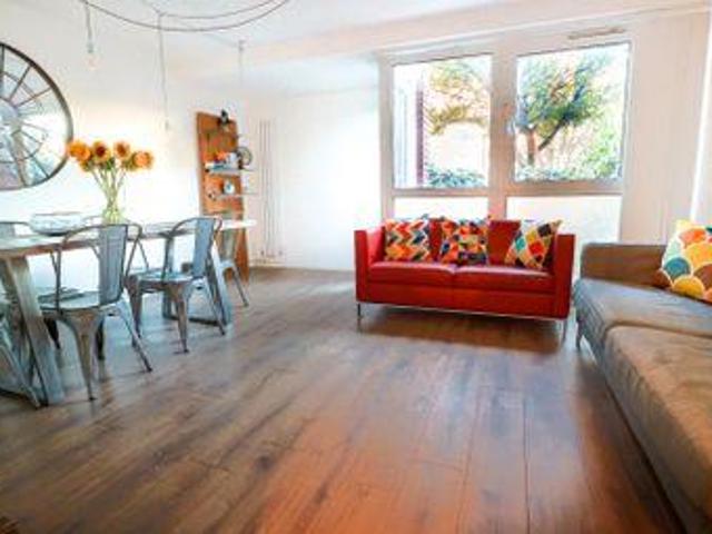 4 Bedrooms Flat for rent in Black Prince Road, London SE11