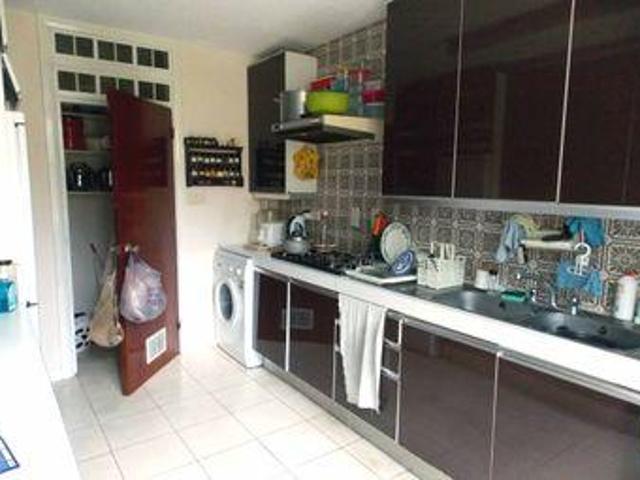 4 Bedrooms Flat for rent in Blackstock Road, London N4