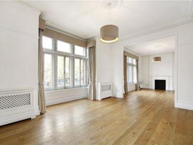 4 Bedrooms Flat for rent in Brompton Road, Knightsbridge, London SW3
