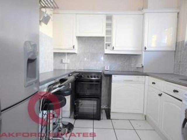 4 Bedrooms Flat for rent in Burbage Close, Borough SE1