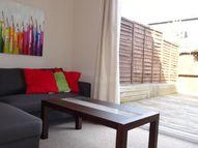 4 Bedrooms Flat for rent in Burke Close, Roehampton, London SW15