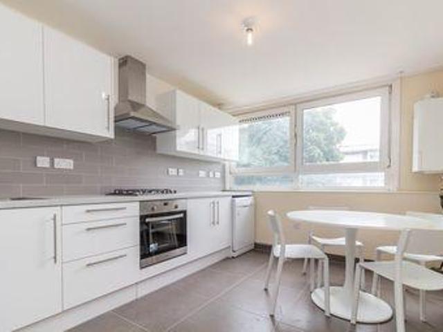 4 Bedrooms Flat for rent in Georges Road, London N7