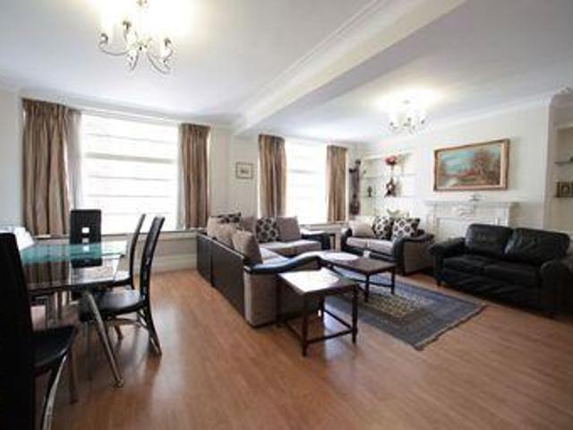 4 Bedrooms Flat for rent in Geroge Street, Marylebone W1H