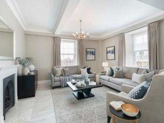 4 Bedrooms Flat for rent in Grosvenor Square, Mayfair, London W1K