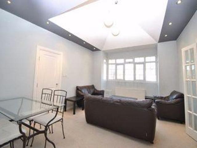 4 Bedrooms Flat for rent in Gunnersbury Avenue, London W5
