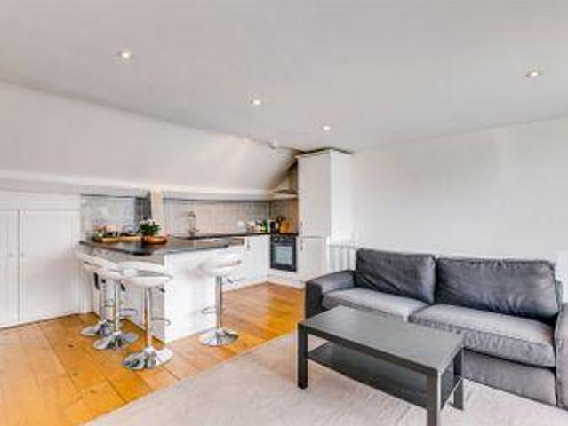 4 Bedrooms Flat for rent in Dawes Road, Fulham, London SW6