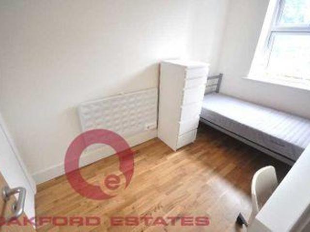 4 Bedrooms Flat for rent in Drummond Street, Euston NW1