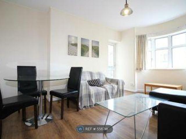 4 Bedrooms Flat for rent in Foley House, London E1
