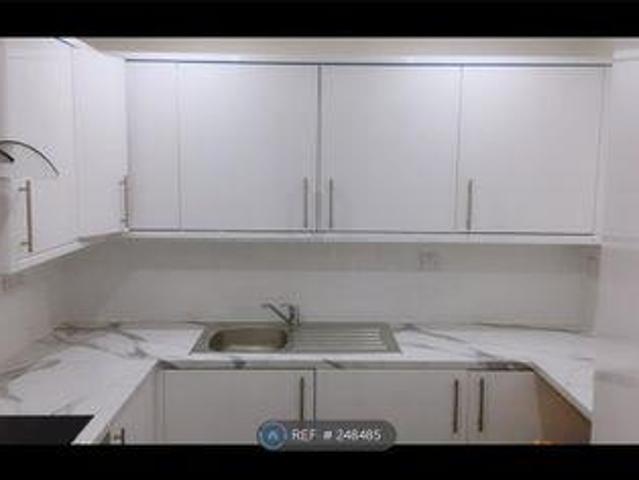 4 Bedrooms Flat for rent in Fonda Court, London E14