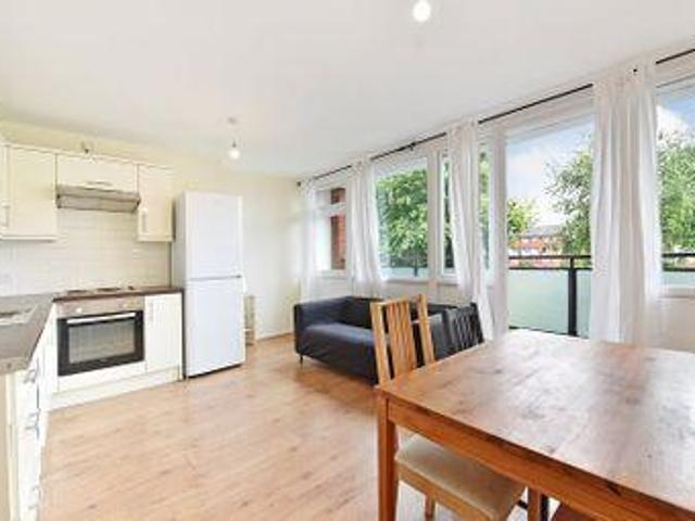 4 Bedrooms Flat for rent in Forsyth Gardens, Kennington SE17