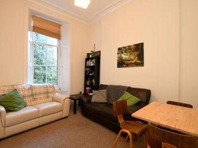 4 Bedrooms Flat for rent in Forrest Road, Edinburgh EH1