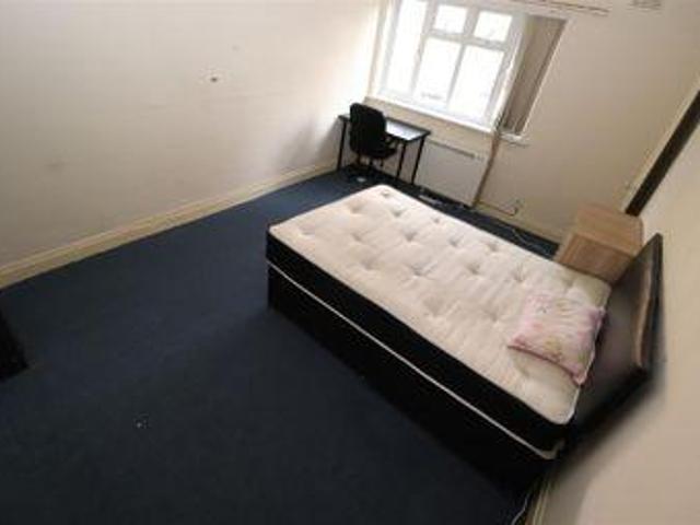 4 Bedrooms Flat for rent in Far Gosford Street, Coventry CV1