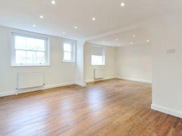 4 Bedrooms Flat for rent in Finchley Road, London NW8