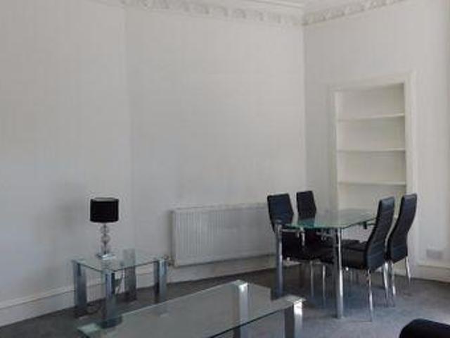 4 Bedrooms Flat for rent in Friars Street, Stirling Town, Stirling FK8