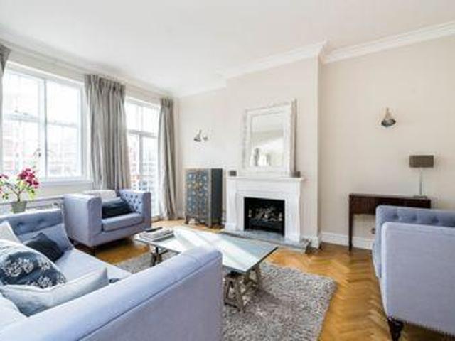 4 Bedrooms Flat for rent in Kensington High Street, London W8